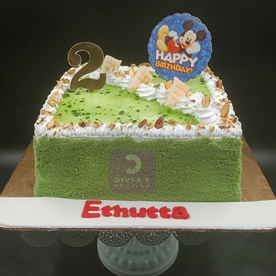 Divyas Kouzina - Indulge in a slice of heaven with every bite.